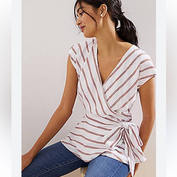 LOFT | Tops | Loft Top | Poshmark